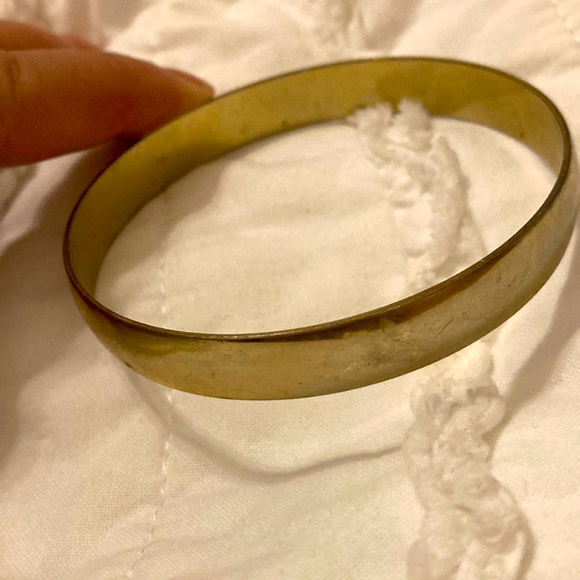 Vintage | Jewelry | Basic Gold Tone 97s Bangle Bracelet Soft Gold ...